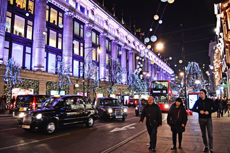 Christmas Time in London - Helene in Between