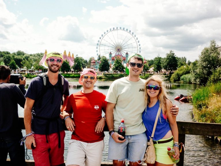 How to Get to Tomorrowland 2017 - Helene in Between