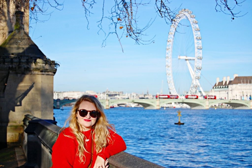 Why You SHOULD Travel Right Now - Helene in Between