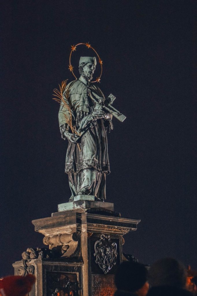 The Perfect 3 Days in Prague Travel Guide - Helene in Between