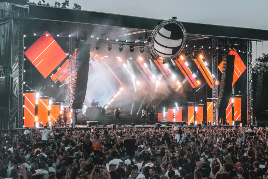 World Club Dome 2019 Space Edition Review - Helene in Between