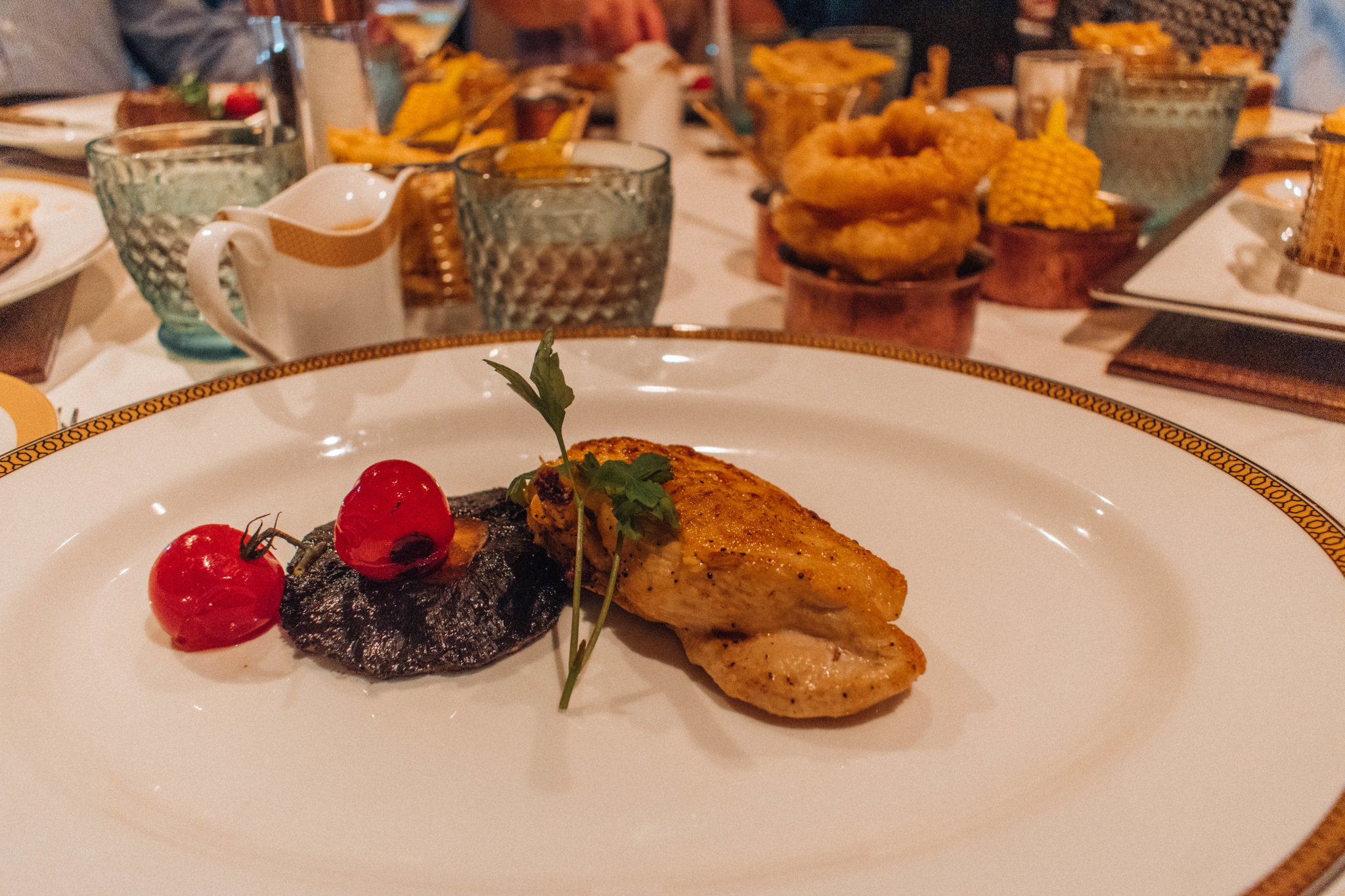 Transatlantic Crossing on Cunard's Queen Mary 2 - Helene in Between