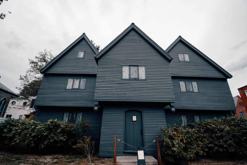 Hocus Pocus Filming Locations in Salem - Helene in Between