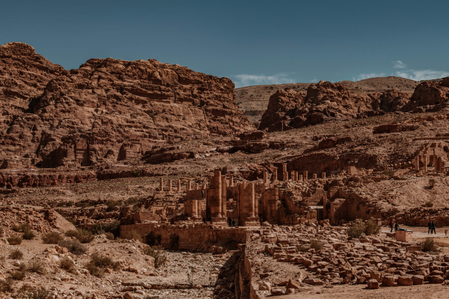 Complete Guide to Petra in Jordan - Helene in Between