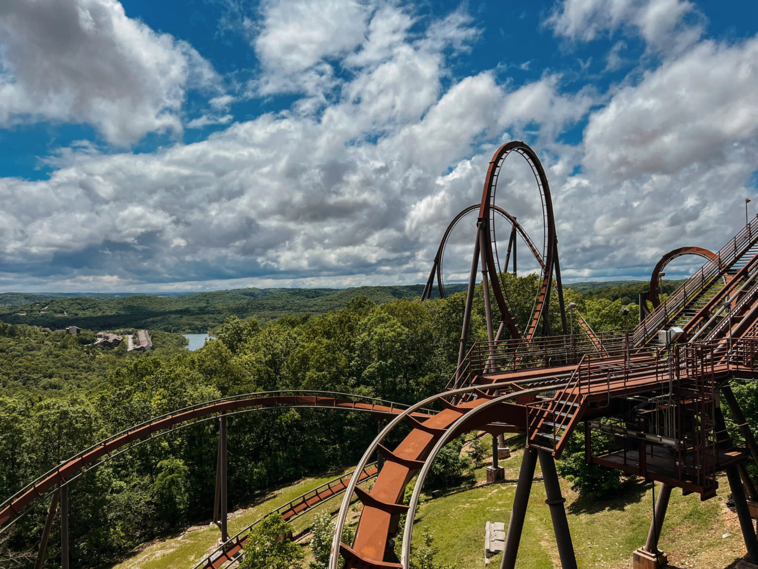 Missouri Travel Guide - Helene in Between