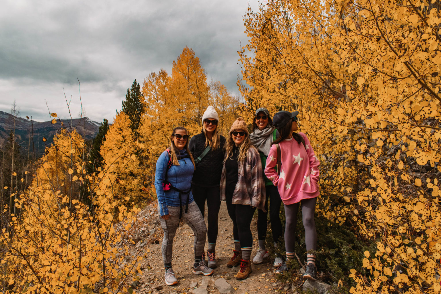 Best Leggings For Travel - Helene in Between