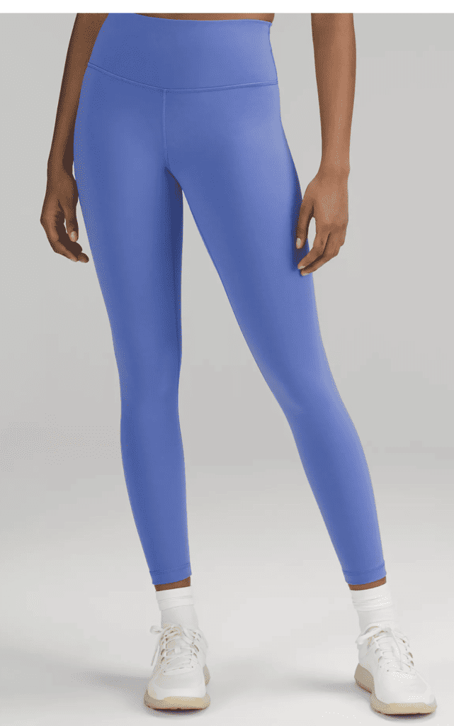 Best Leggings For Travel - Helene in Between