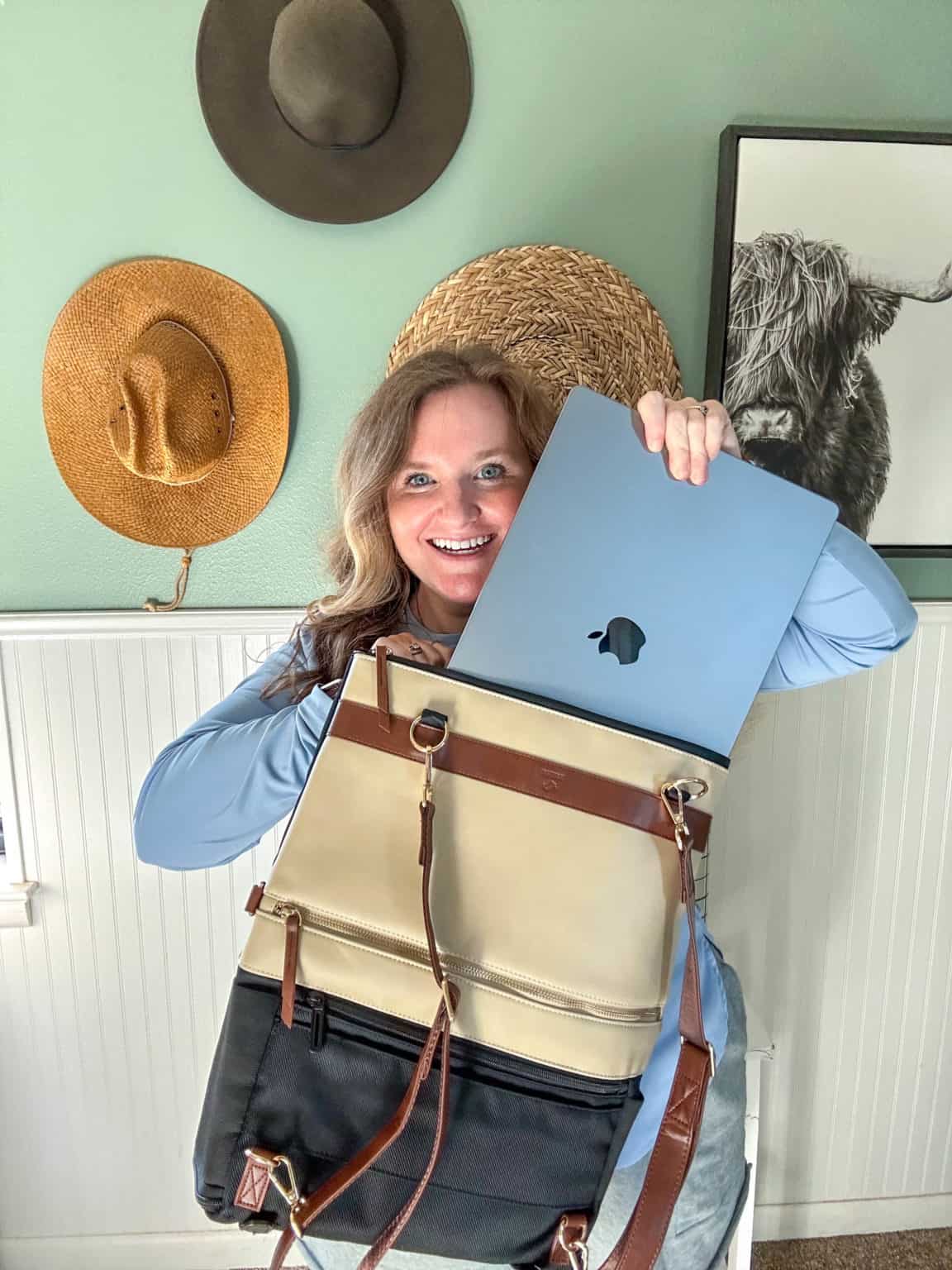 The Perfect Convertible Travel Bags and Backpacks - Helene in Between