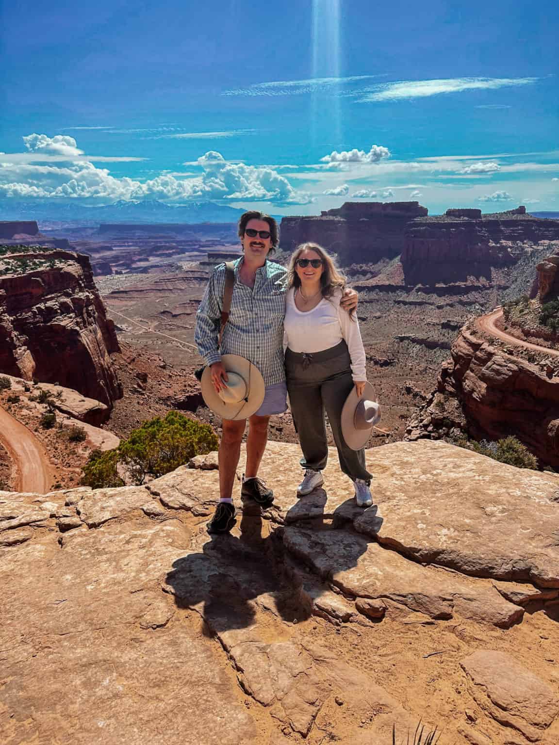 The Best Way to See The USA: Train Ride with Rocky Mountaineer - Helene ...