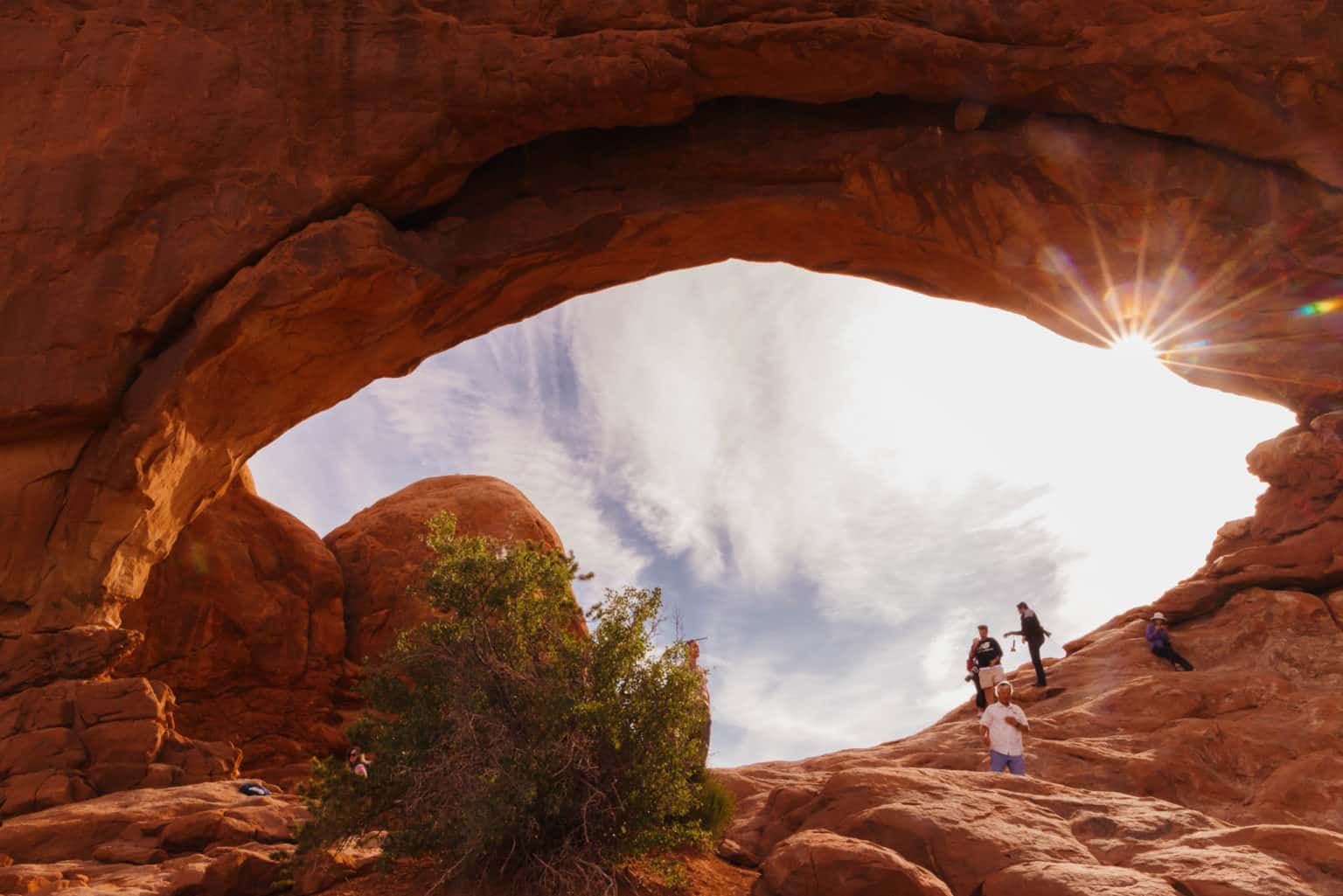 The Best Way to See The USA: Train Ride with Rocky Mountaineer - Helene ...