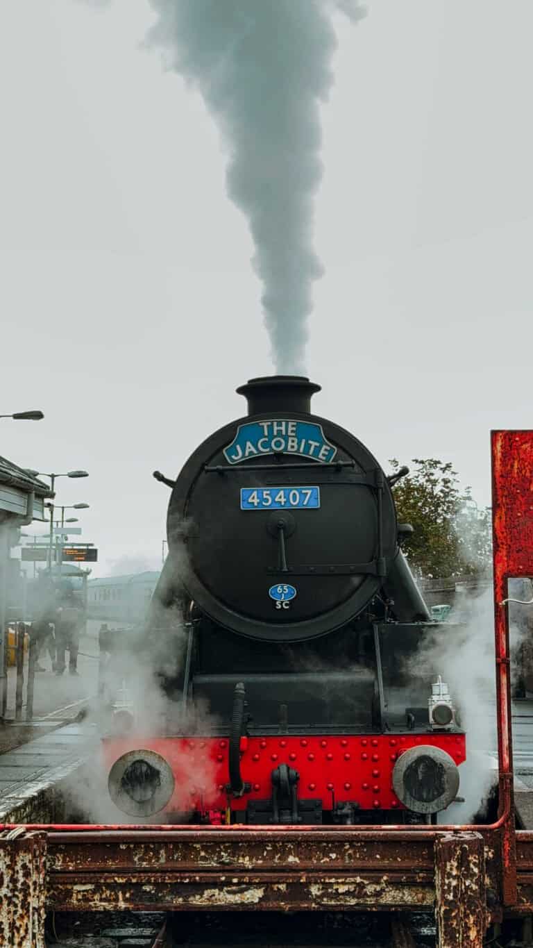 Your Guide to Riding the Hogwarts Express: The Jacobite Steam Train in ...