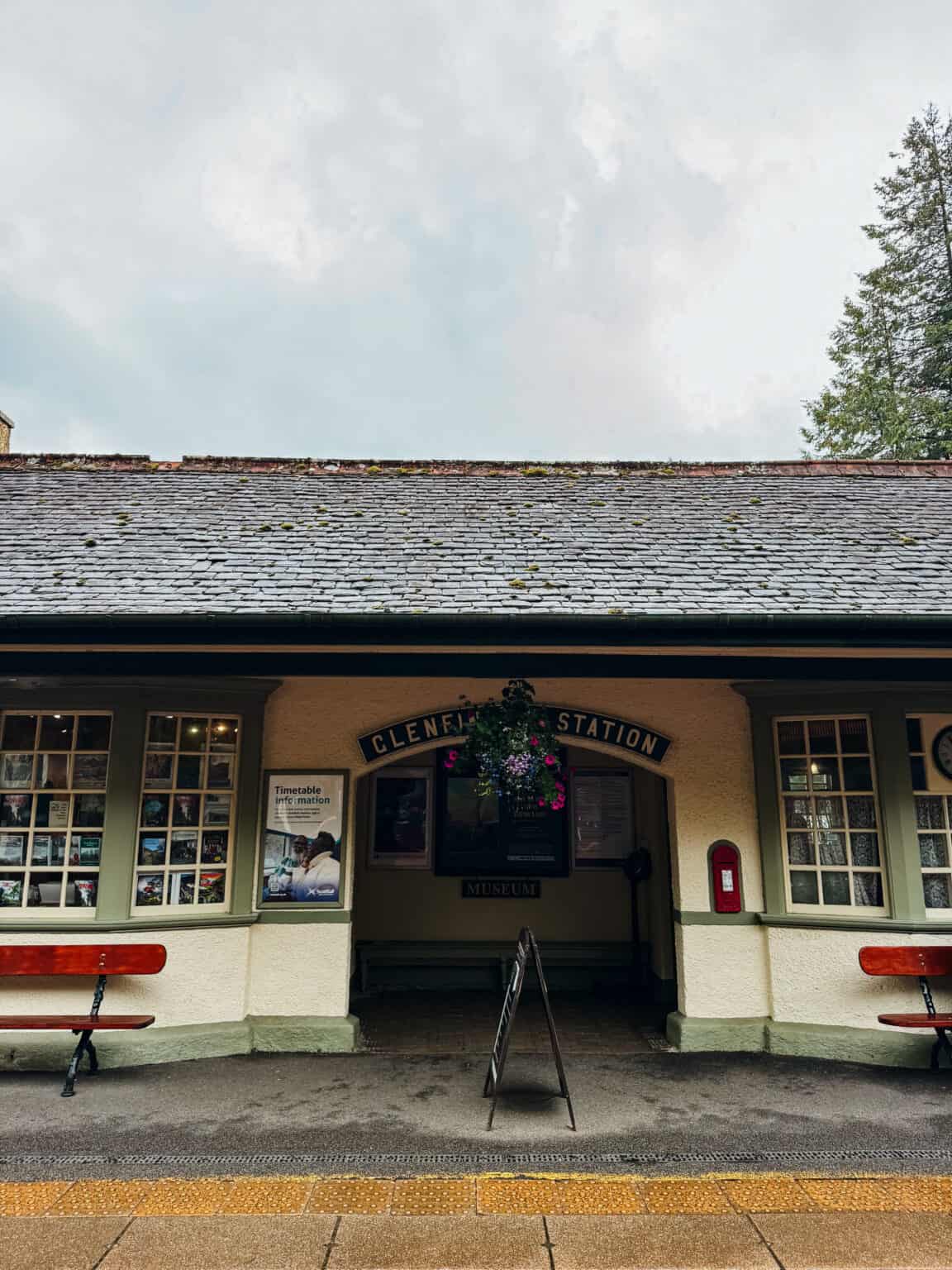 Your Guide to Riding the Hogwarts Express: The Jacobite Steam Train in ...