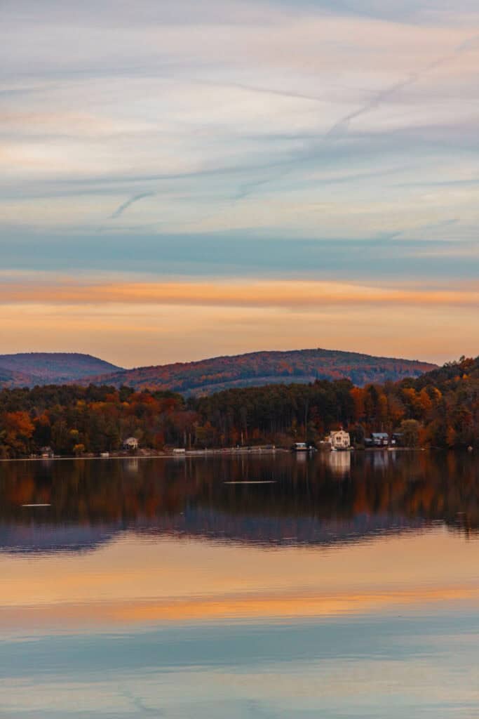 Best Places in Massachusetts for Fall Foliage - Helene in Between